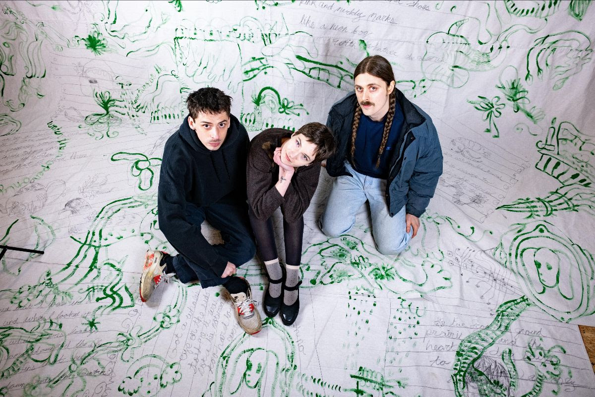 Wombo announce new album & tour: hear "Danger in Fives"