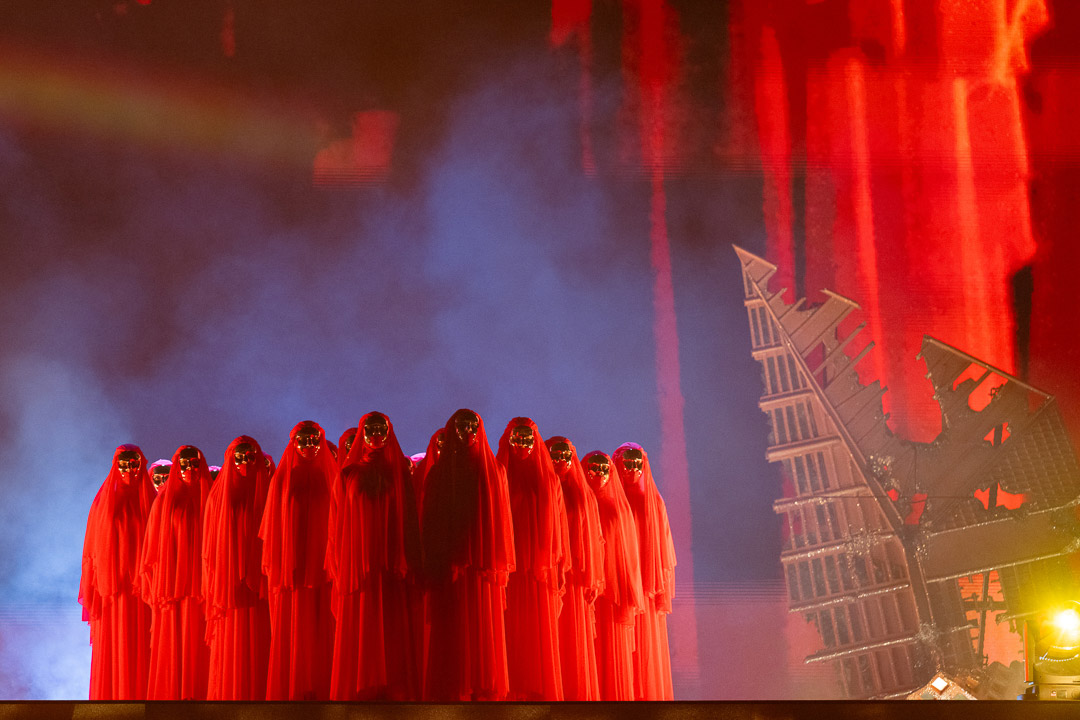 The Weeknd began MetLife Stadium run (pics, video, setlist)