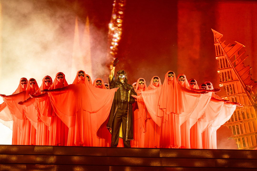 The Weeknd began MetLife Stadium run (pics, video, setlist)