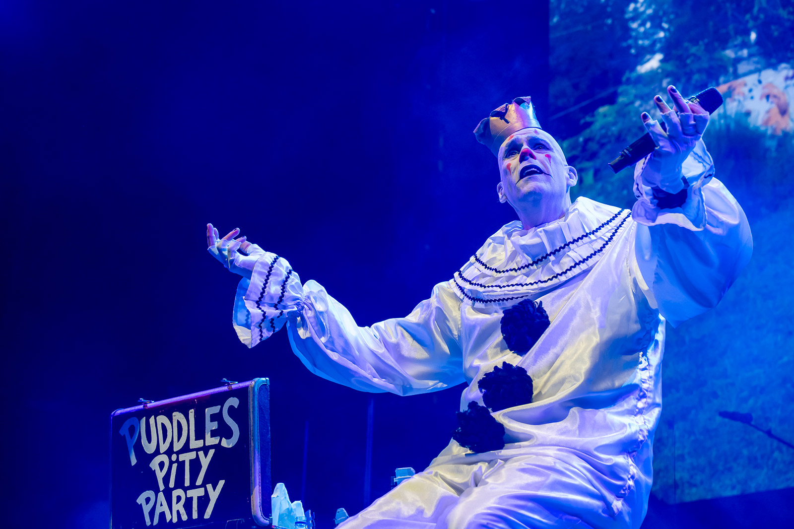 Weird Al Yankovic brought his Bigger & Weirder Tour to Madison Square ...