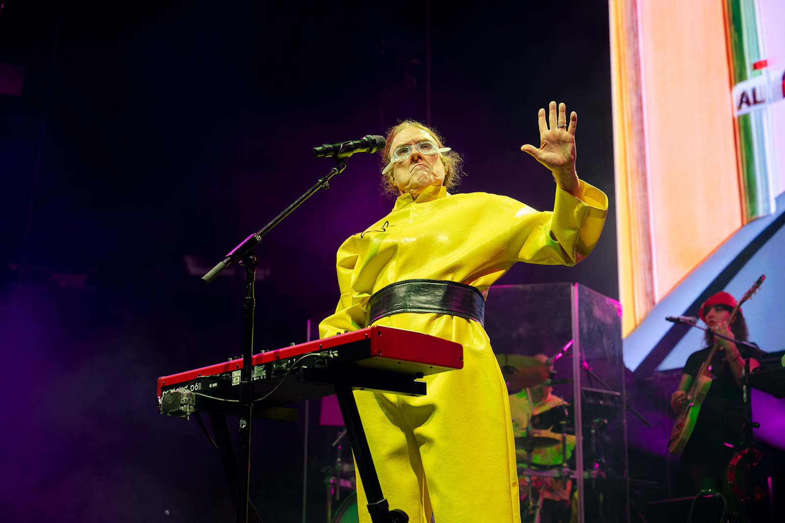 Weird Al Yankovic brought his Bigger & Weirder Tour to Madison Square ...