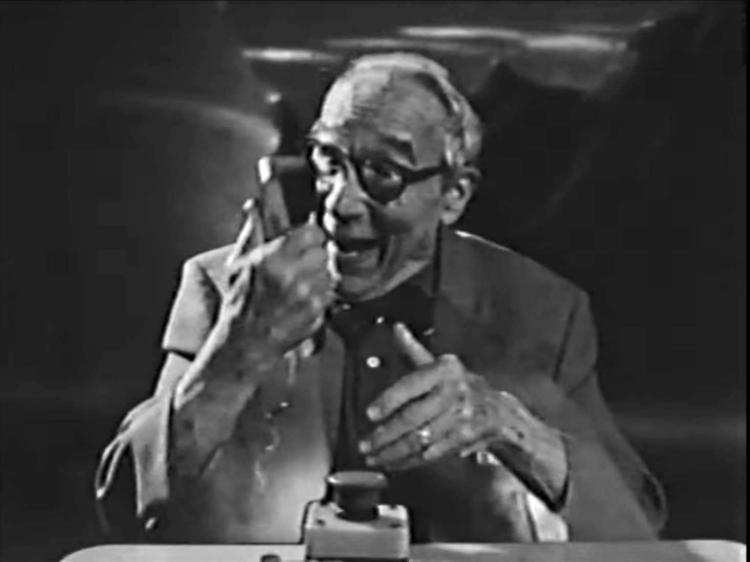 Watch OSEES pay tribute to cult horror in "Abomination" video starring ...