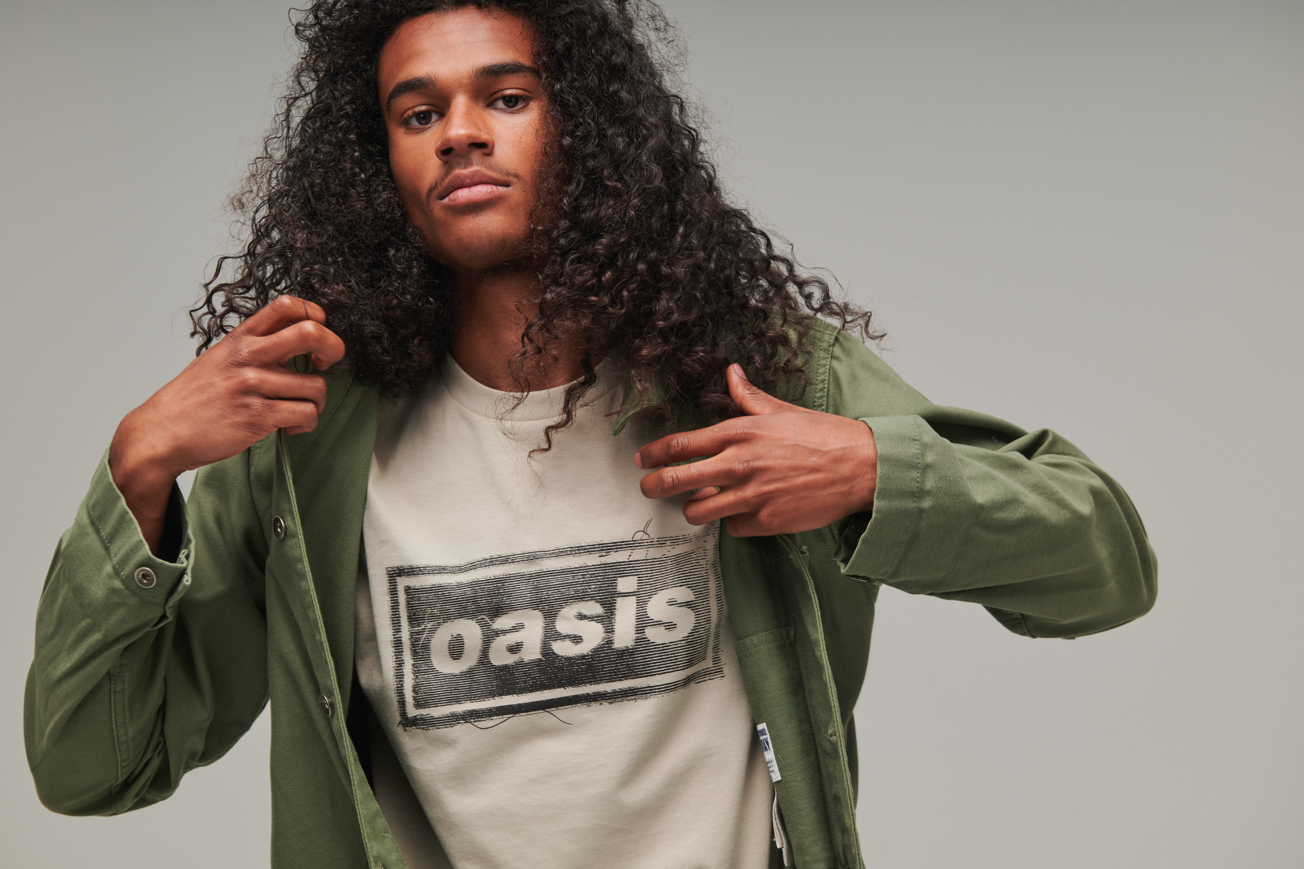 Oasis official fan store pop-ups coming to North America w/ stadium tour