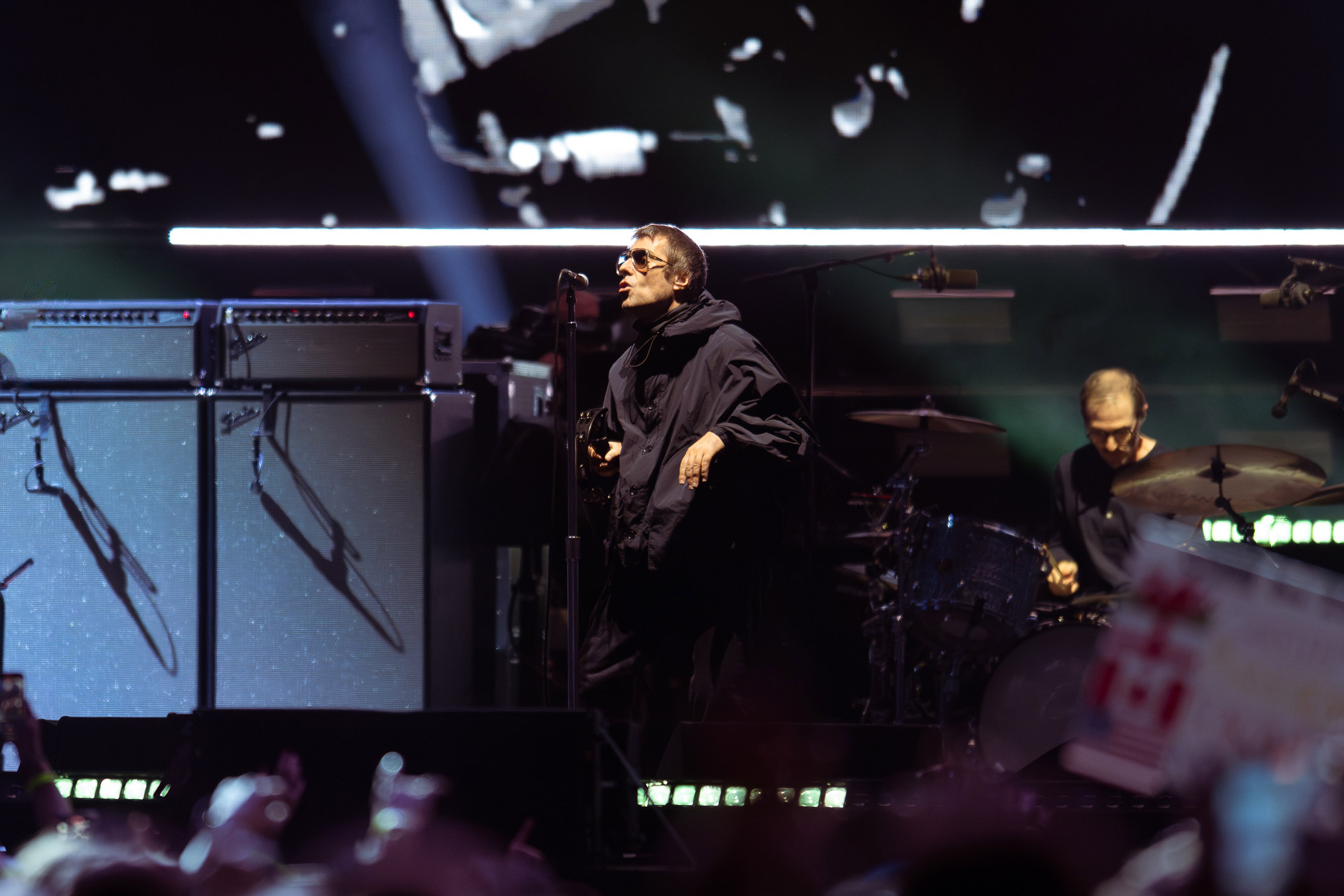 Oasis brought Britpop classics, bucket hats & fireworks to Metlife ...