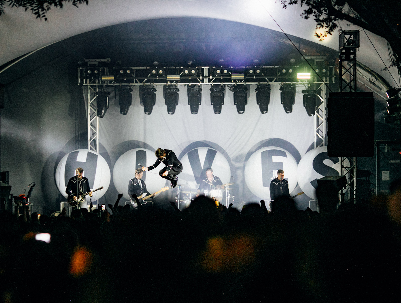 The Hives announce 2026 tour with The Chats