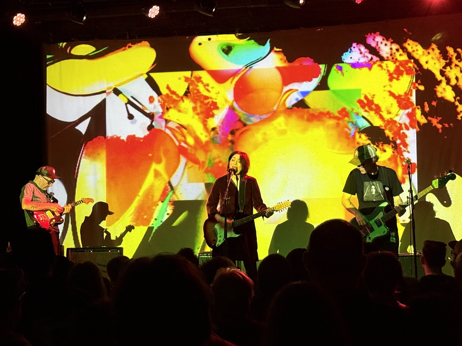 Miki Berenyi Trio played Lush classics & more at Brooklyn show with Raincoats' Gina Birch ...