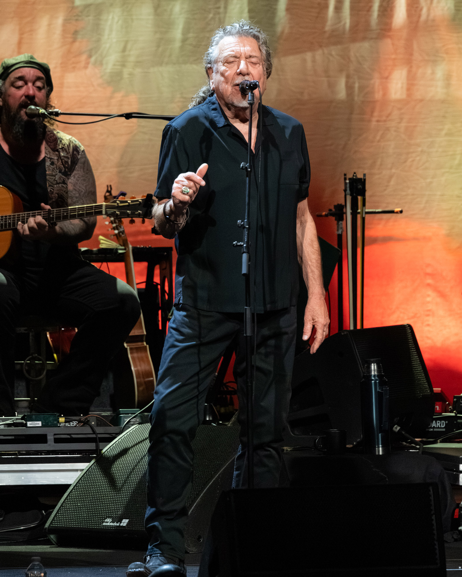 Robert Plant's Saving Grace played Brooklyn Paramount (pics, setlist)