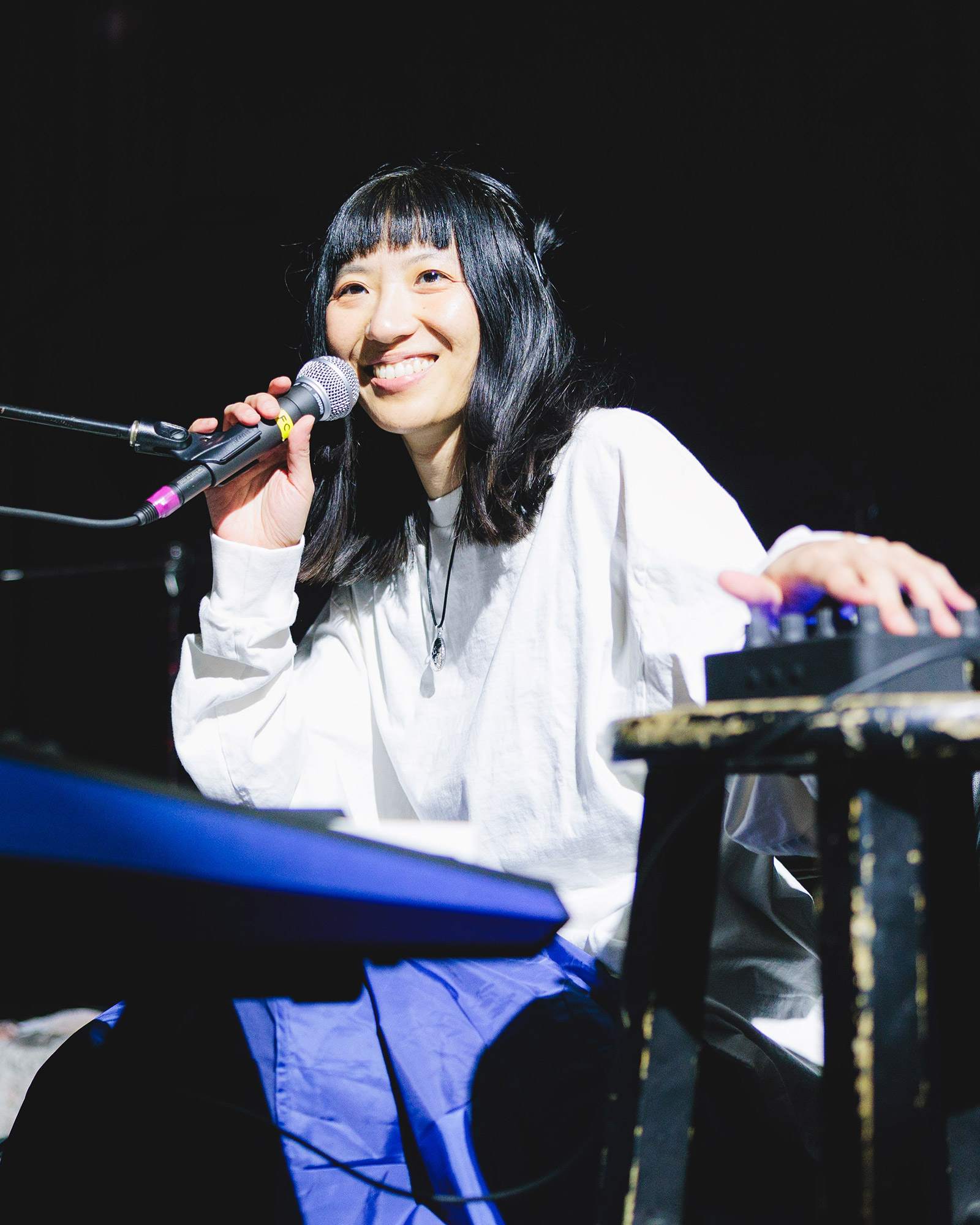 Cate Le Bon brought out St. Vincent at Irving Plaza show with Frances ...