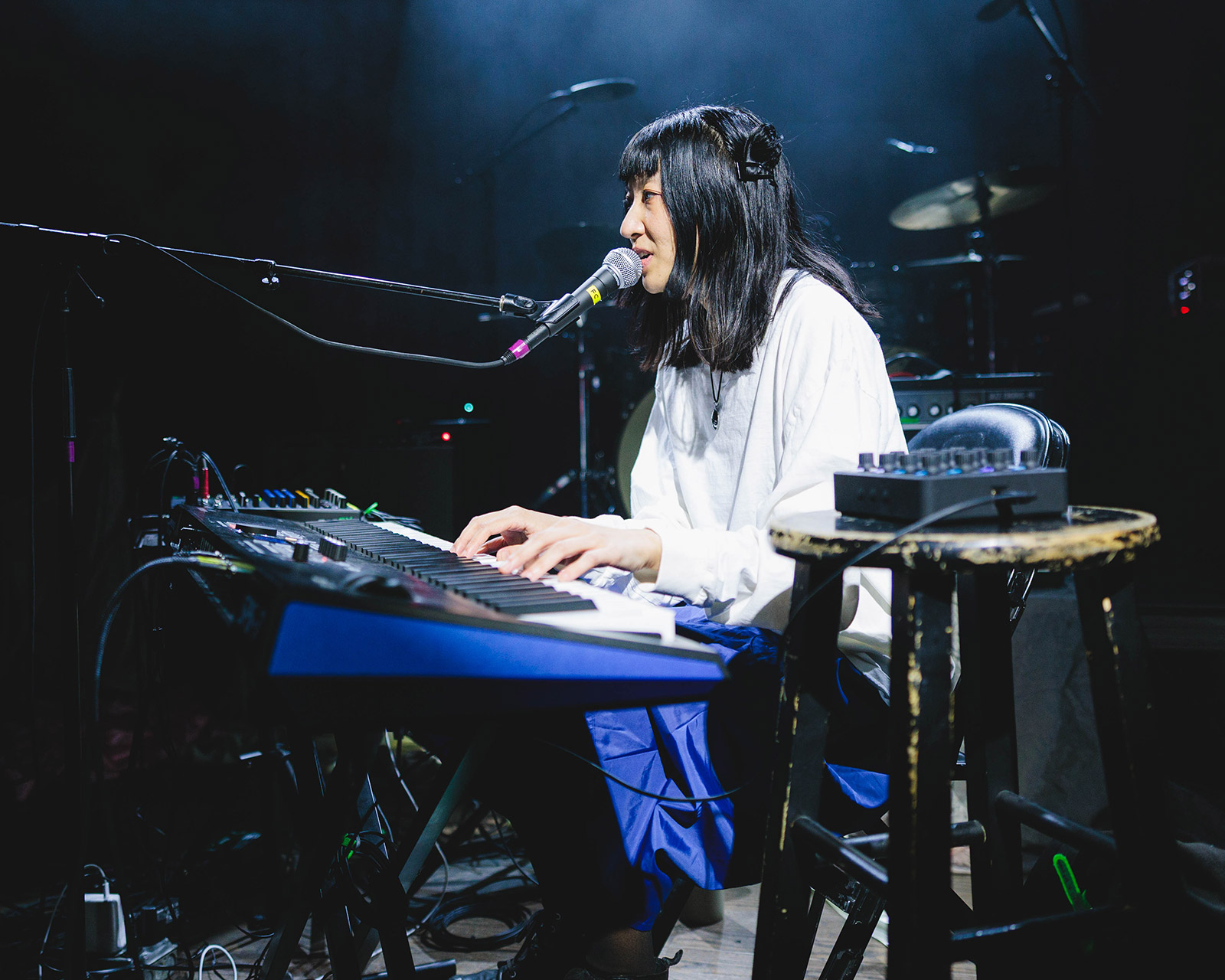 Cate Le Bon brought out St. Vincent at Irving Plaza show with Frances ...